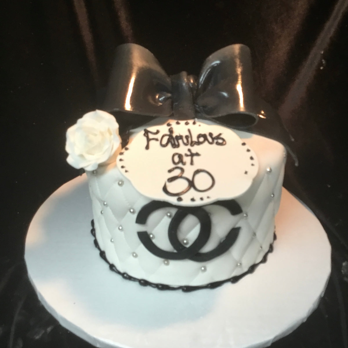 Simple Chanel – Riesterer's Bakery