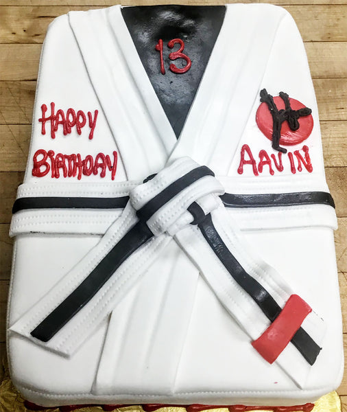 Karate Cake – Riesterer's Bakery
